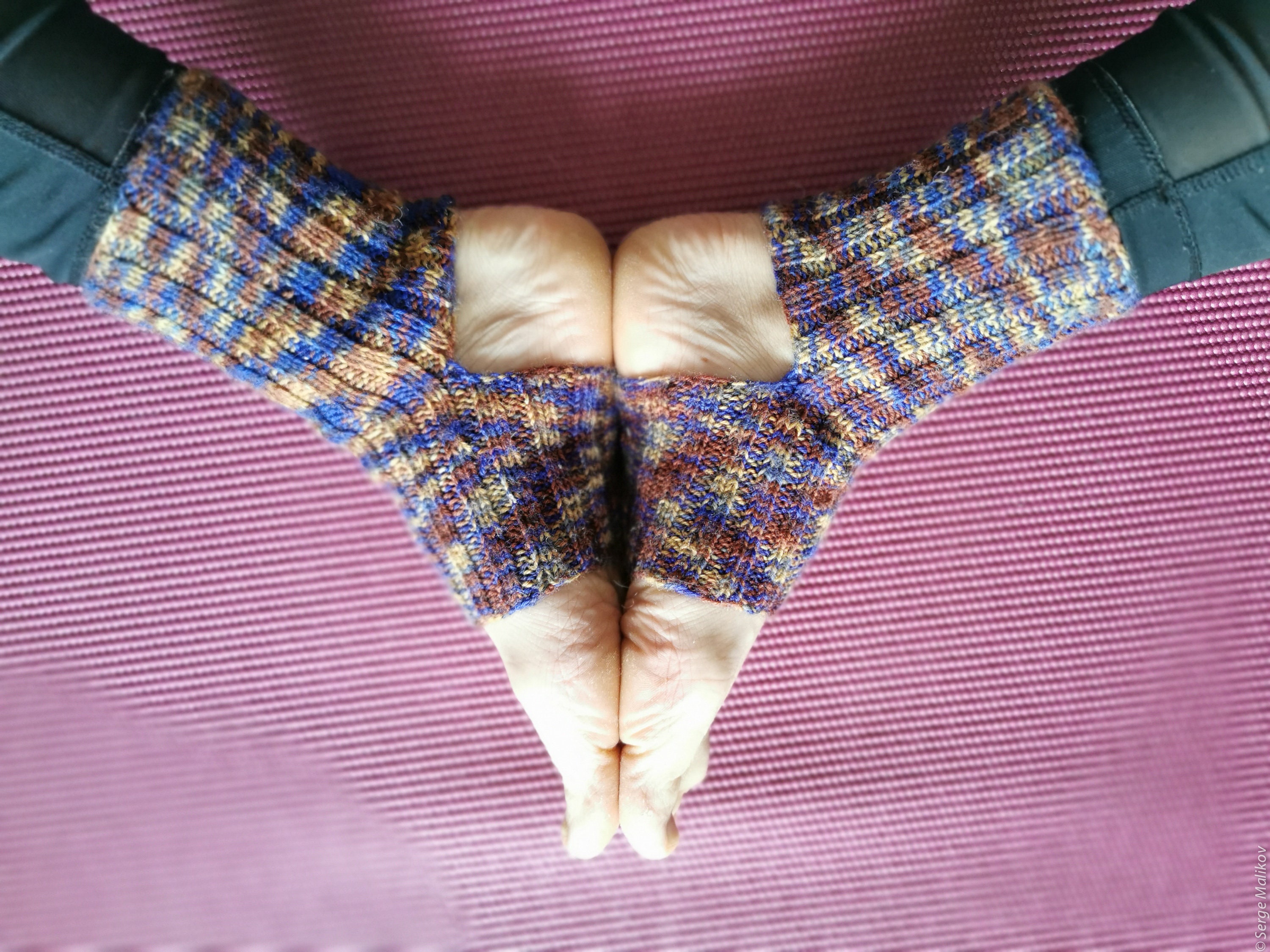 NAMASTE SOCKS Simple Yoga Socks Natural Hand-knit Handmade - Etsy UK