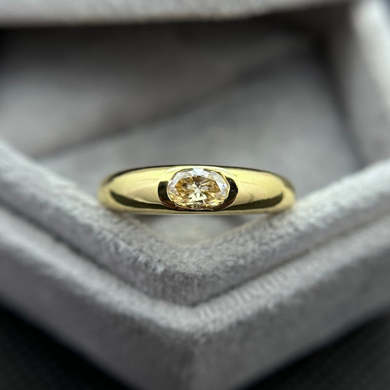 Flush Set Ring - Etsy