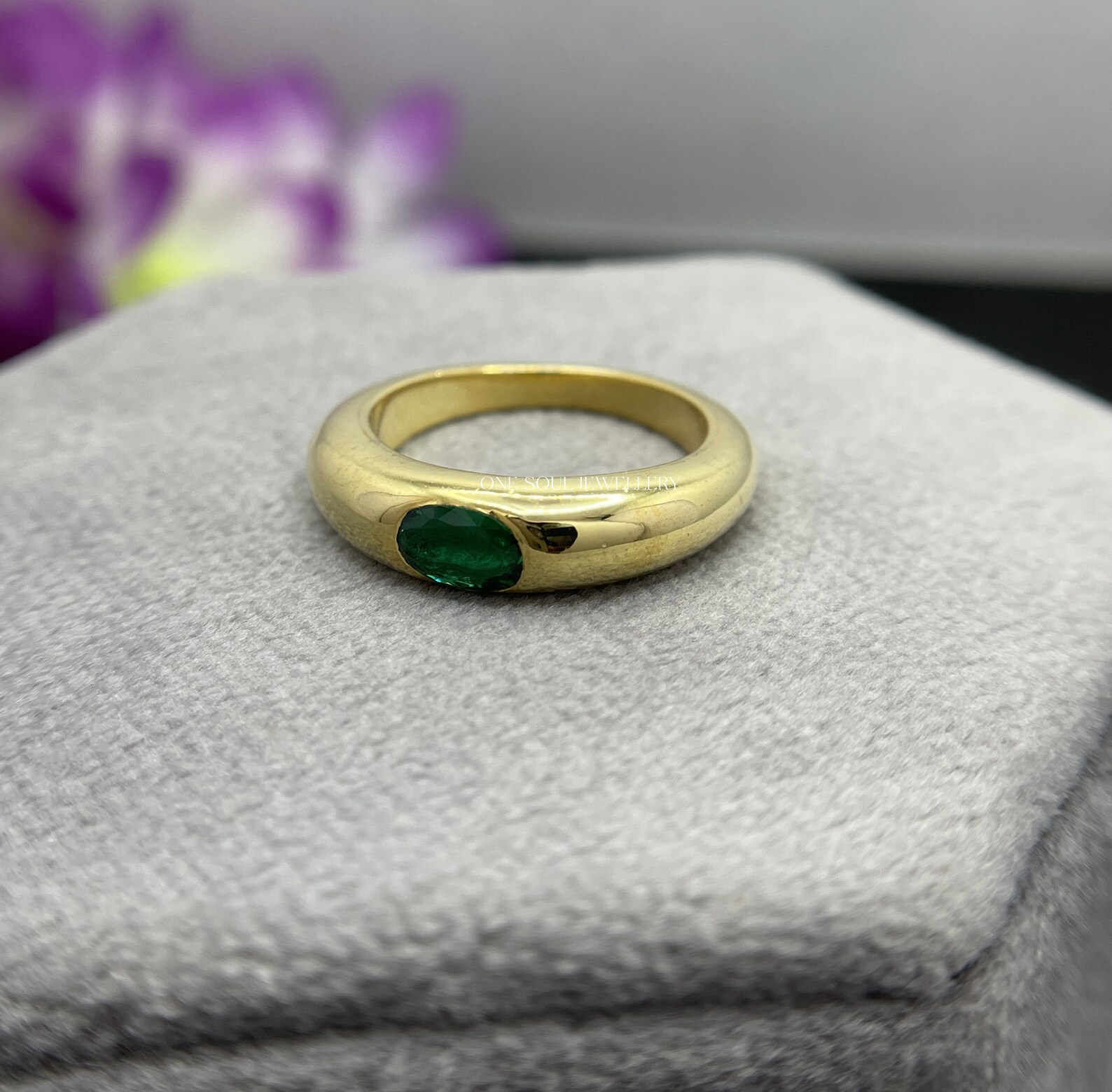 14K Solid Gold Emerald Dome Ring, Dome Bezel Setting Oval Cut Gemstone ...