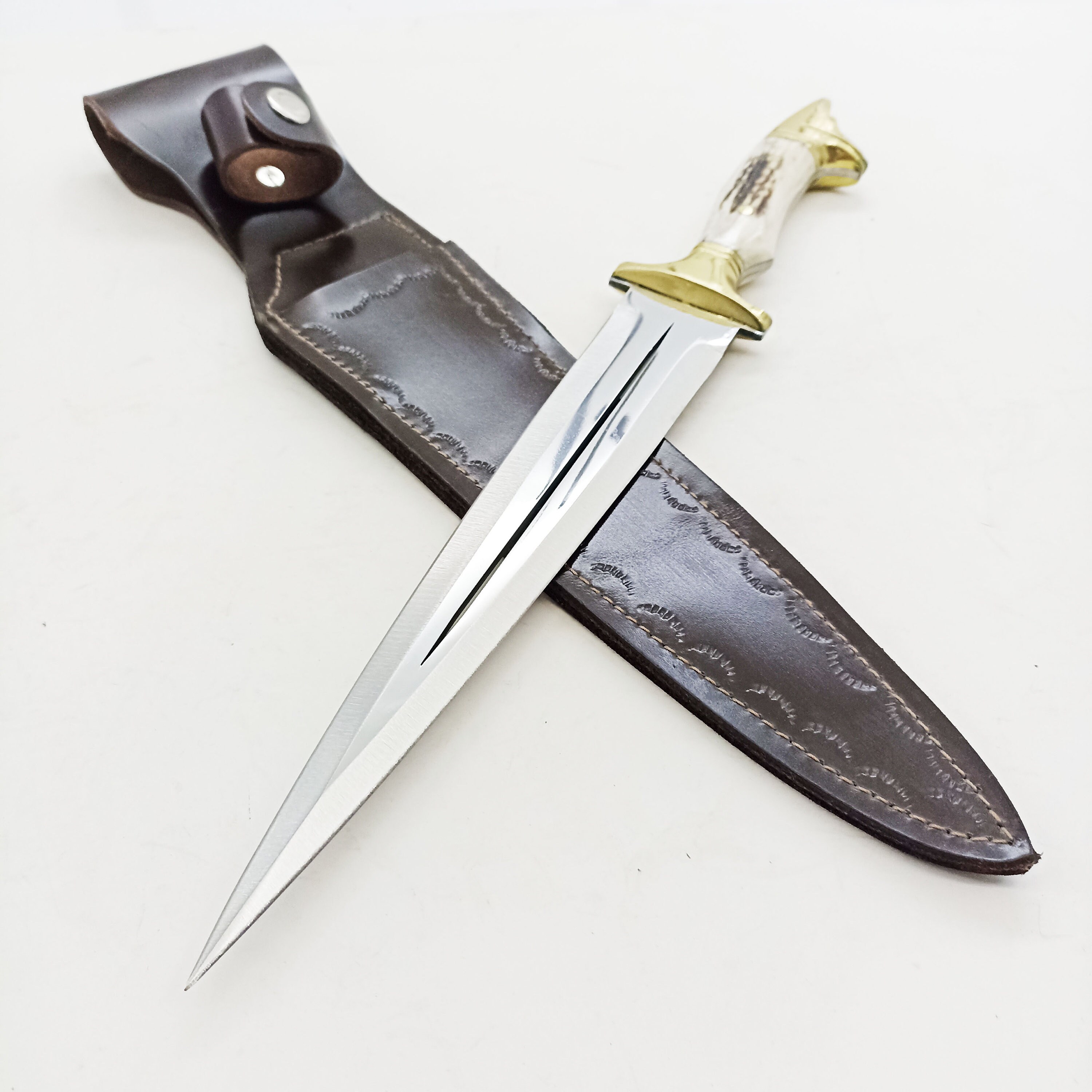 Handmade Deer Antler Handle Wolf Dagger Knife-custom Hunting | Etsy