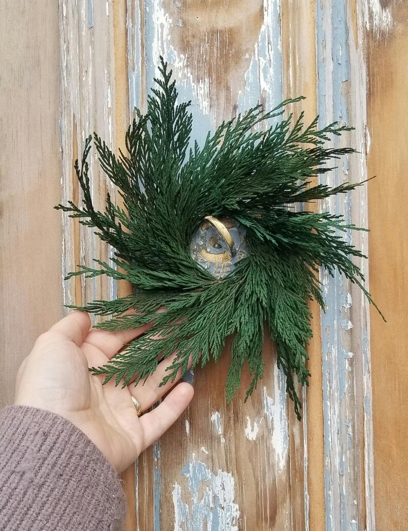 Mini Cedar Wreath, Table Place Settings, Tea Light Holder, Cupboard ...