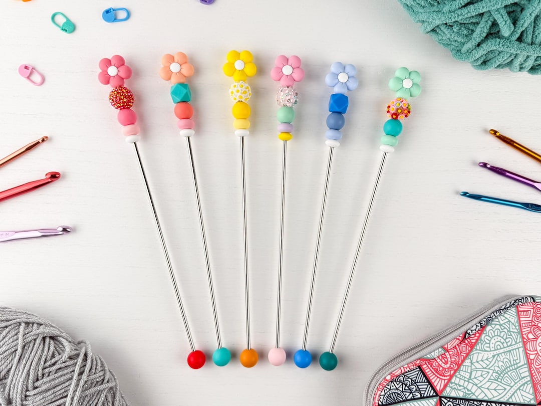 Custom Amigurumi Sewing Stick With Daisy Flower Charm Topper - Etsy