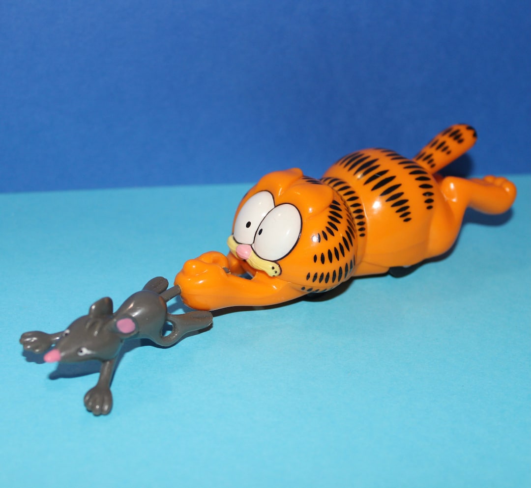Vintage Garfield Pull-back Caught Mouse Toy - Playmates Toys - Etsy