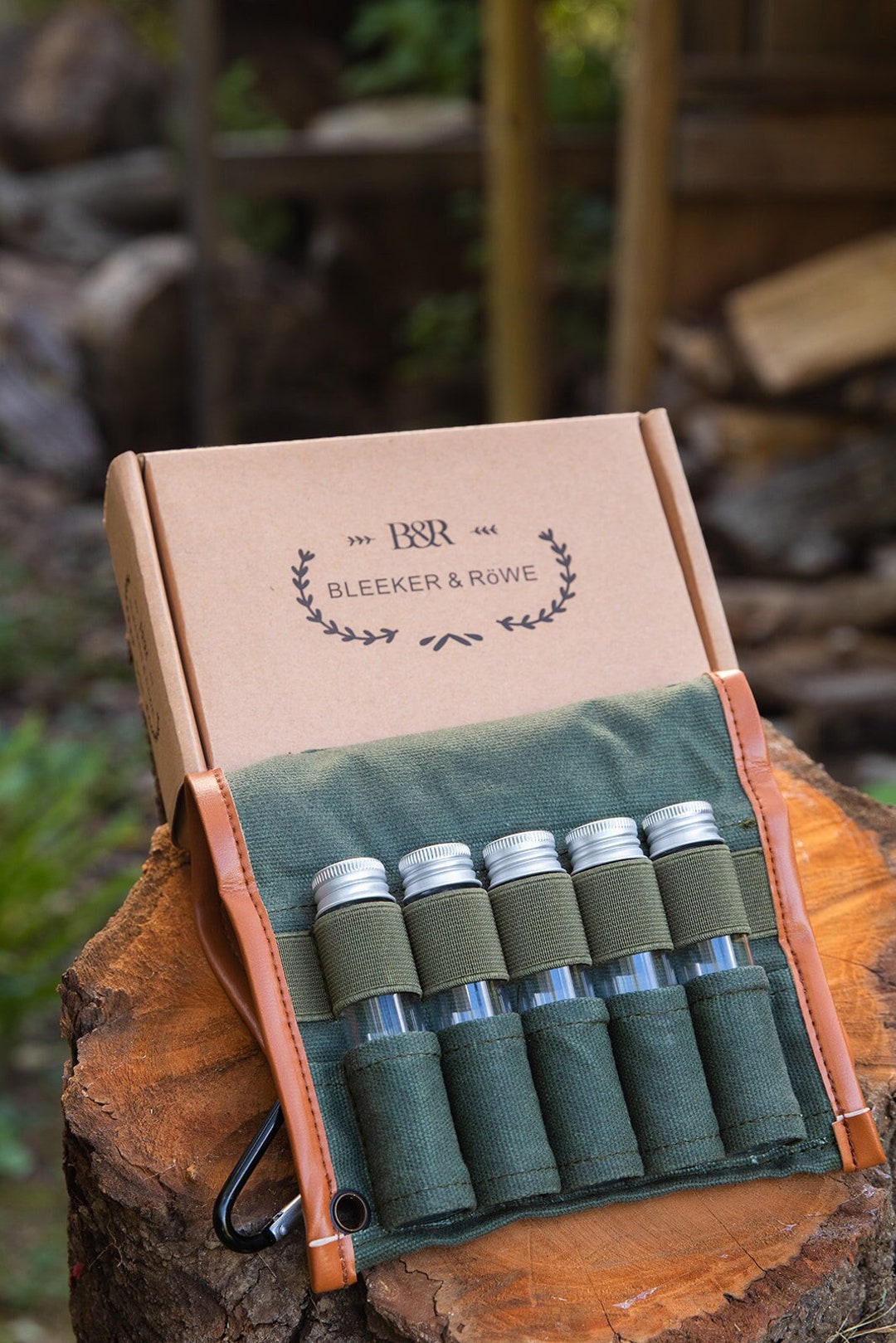 Bushcraft Camping Spice Kit With Glass Jars, Funnel and Carabiner Great ...