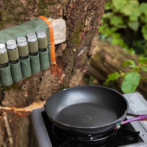 Bushcraft Camping Spice Kit With Glass Jars, Funnel and Carabiner Great ...