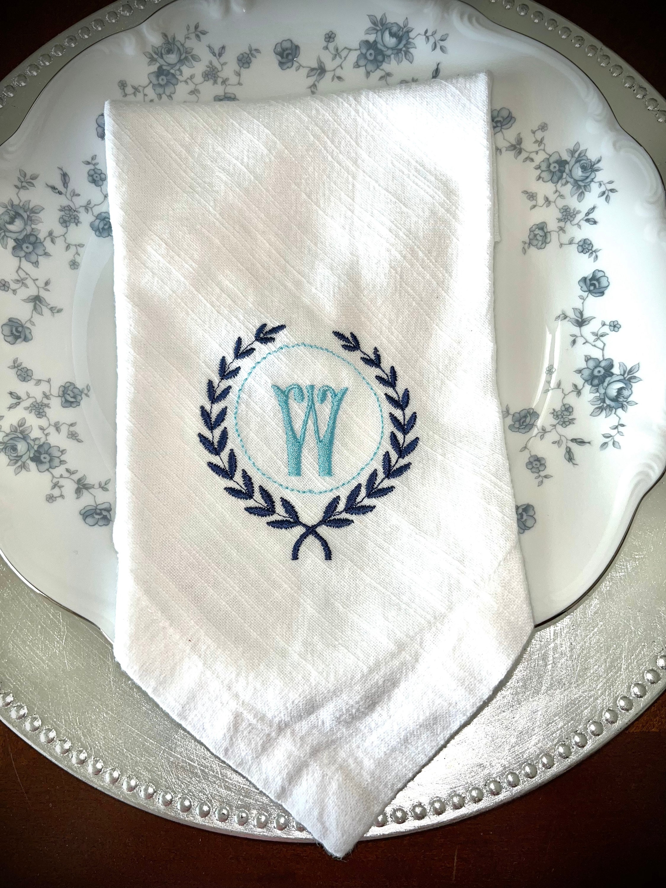 Elegant, Monogrammed, Embroidered, Personalized, Cloth Dinner Napkins ...