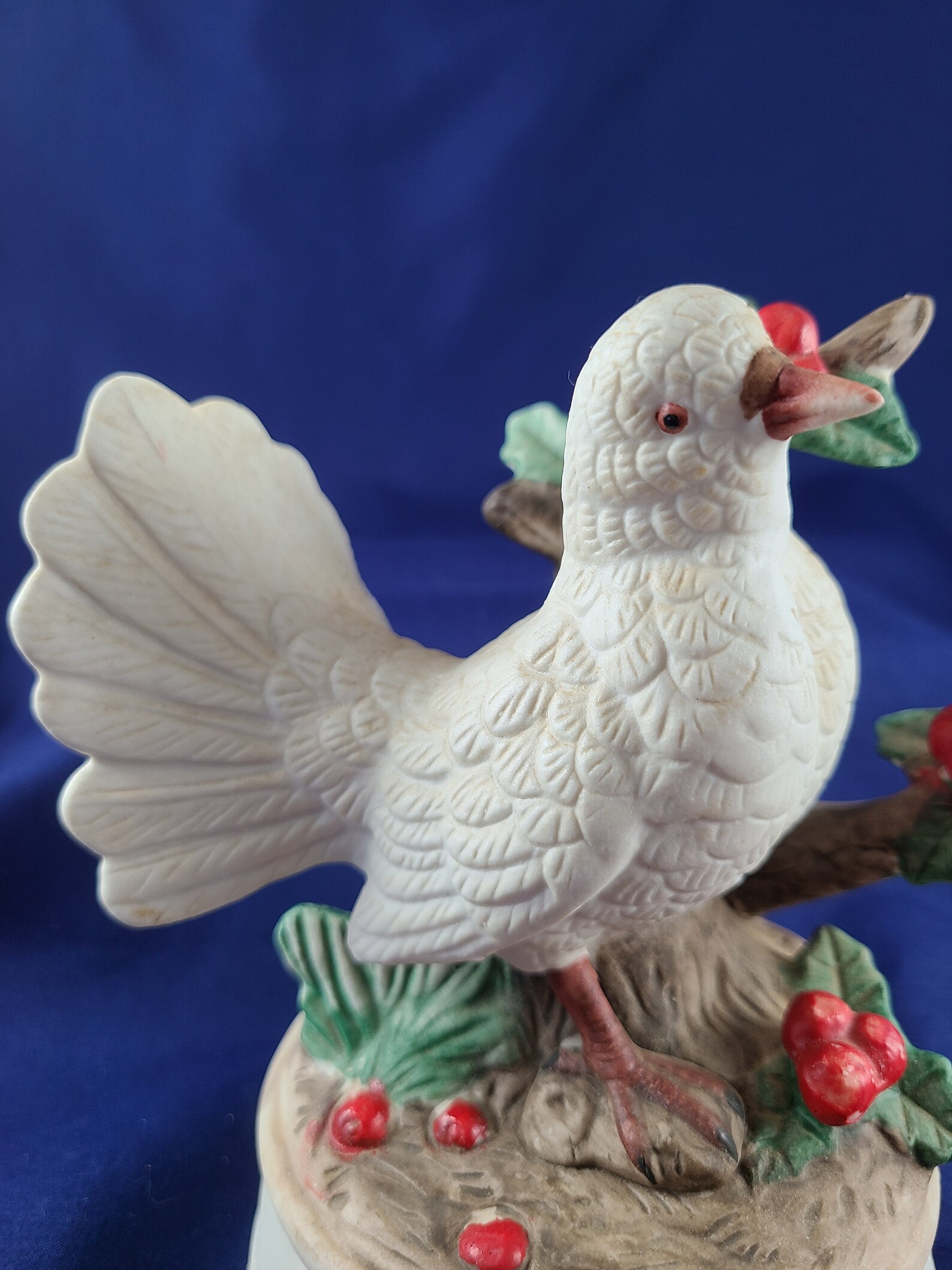 Vintage Royal Crown Dove Porcelain Music Box Plays - Etsy