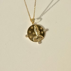 14k Solid Gold Venus Necklace: Renaissance Art Pendant - Etsy