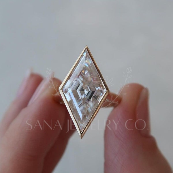 Lozenge Cut Engagement Ring - Etsy