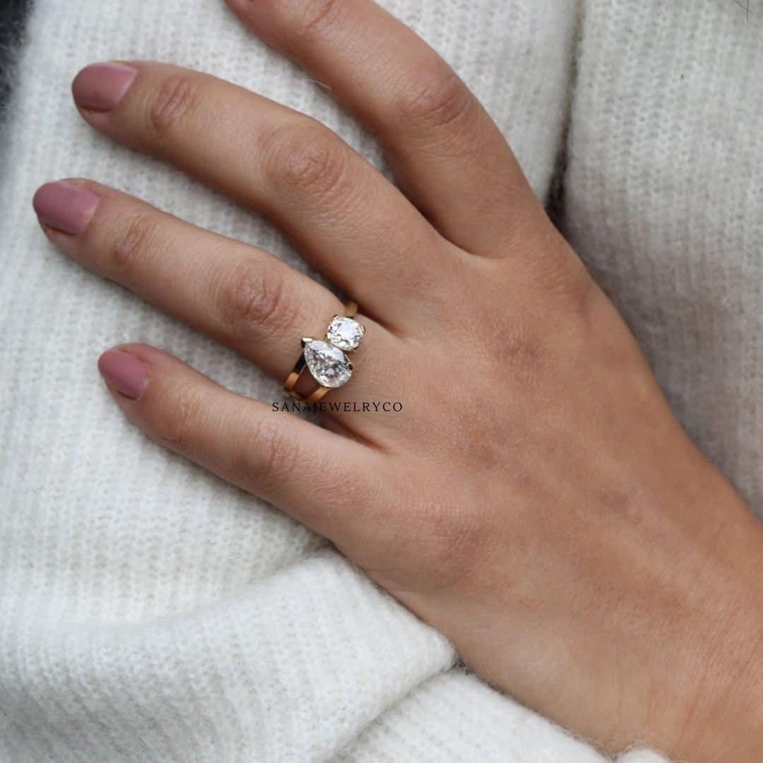 Toi Et Moi Ring Pear and Round Moissanite Engagement Ring - Etsy