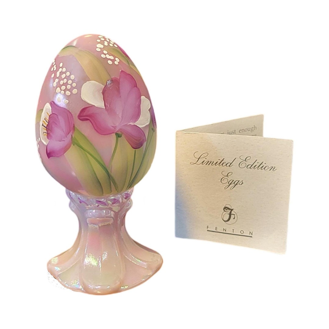 1998 Fenton QVC Iridized Opalescent Pink "iris Rosalene Tulip" Egg # ...