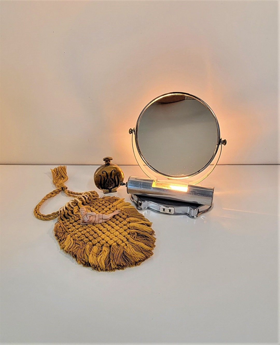Vintage Machine Age Illuminated Rotating (regular & Magnified) Vanity ...