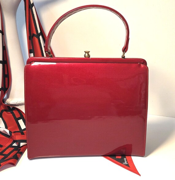 Vintage "De Mura" Red Patent Leather Handbag in the 1… - Gem