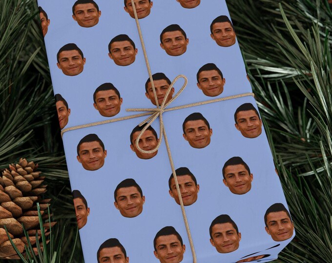 Cristiano Ronaldo CR7 Wrapping Paper Soccer Fan Christmas Wrap, Holiday ...