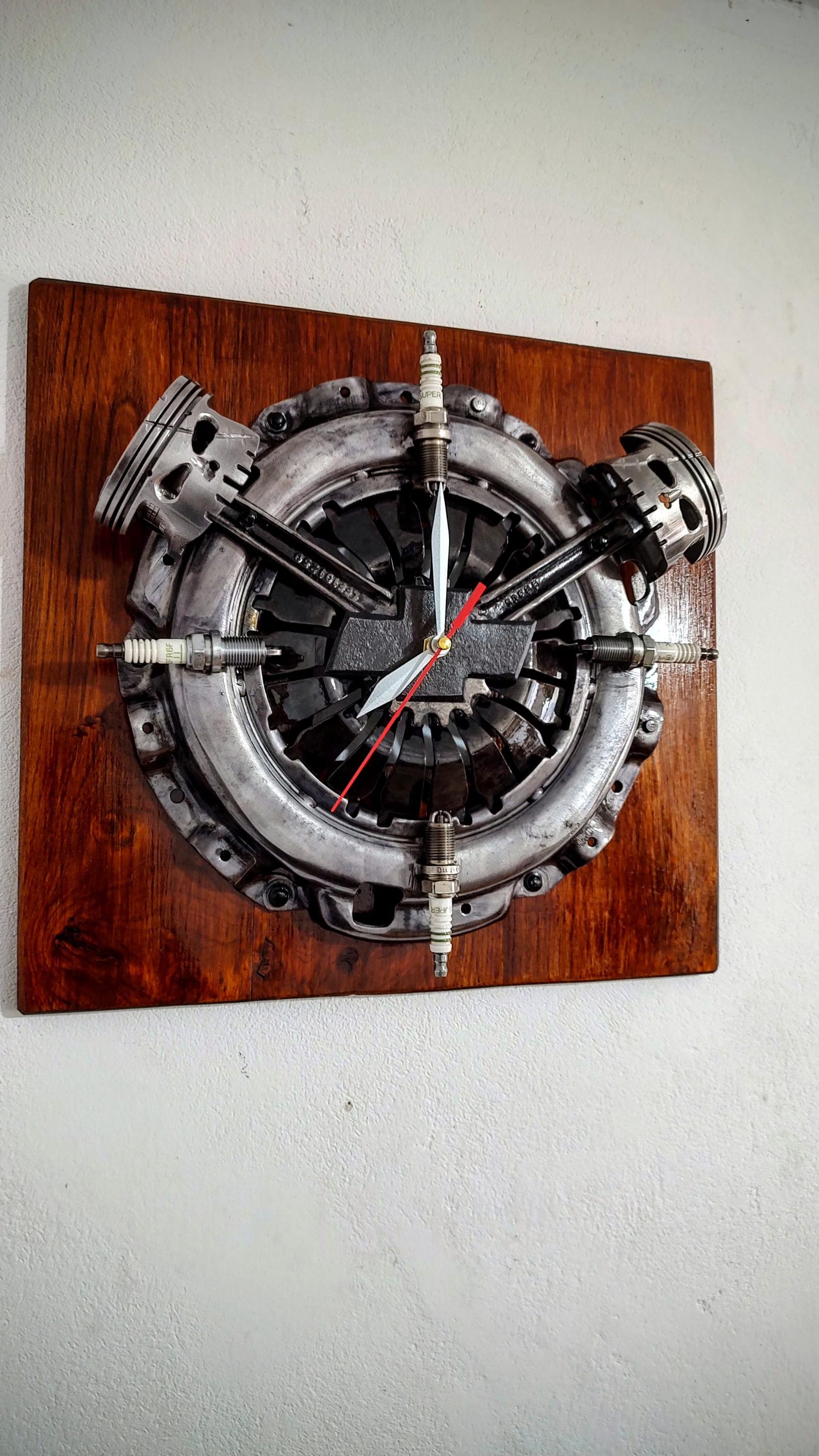 Clock Made of Auto Parts ,art Metal, Piston Robot Skull, Handade ...