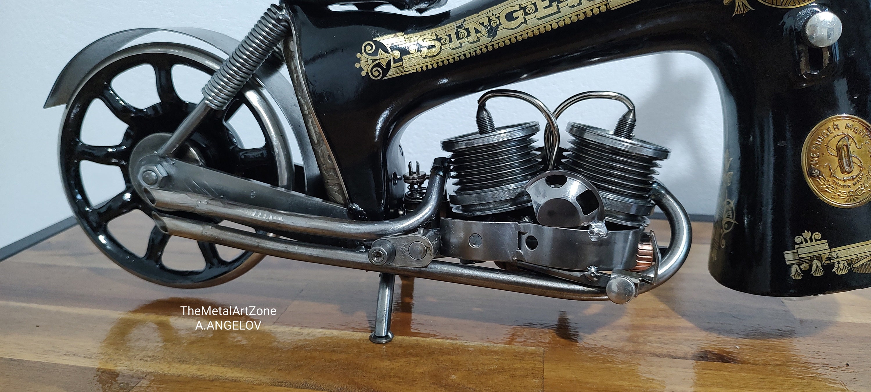 Retro Motorcycle Night Lamp Made of Scrap Sewing Machine Parts Handmade ...