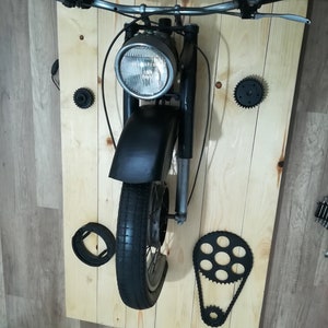 Wall Decor Lamp Retro Motor Coming Out of the Wall With Working ...