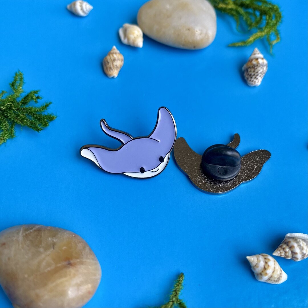 Manta Ray Enamel Pins | Cute Marine Animal Pins | Manta Ray Badge ...