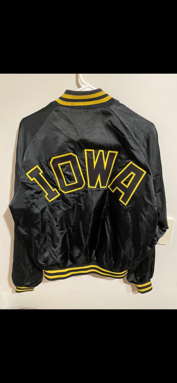 Old school iowa Hawkeyes jacket - munimoro.gob.pe