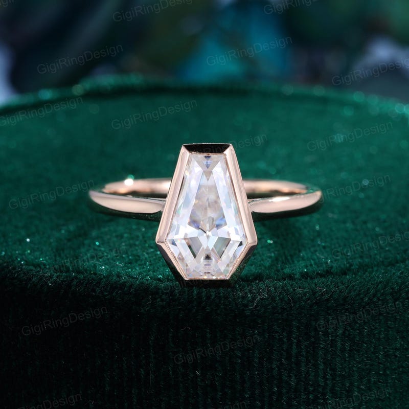 Coffin Cut Bezel Ring - Etsy
