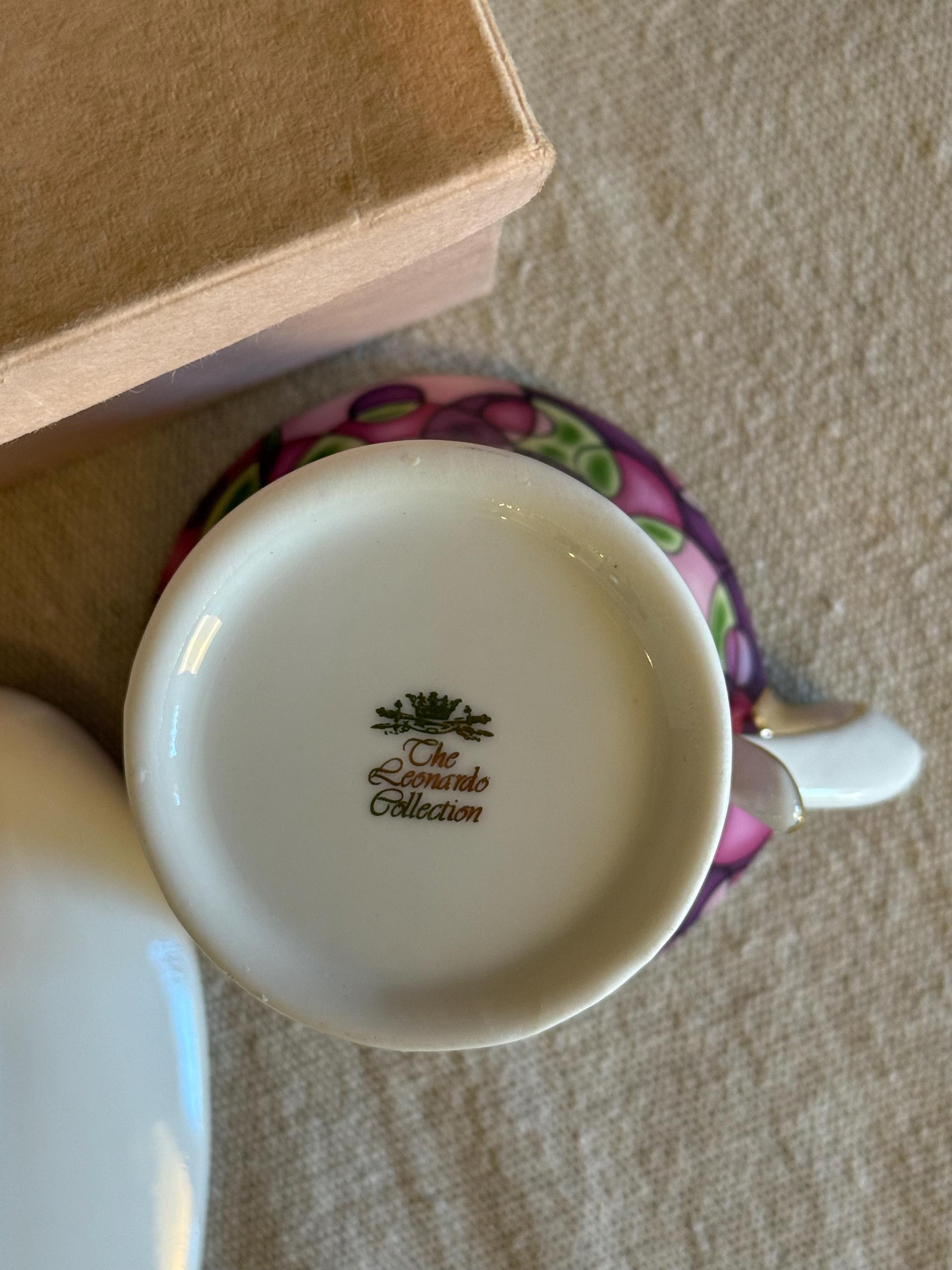 Collectable Vintage Tea Cup and Saucer Made by the Leonardo Collection ...