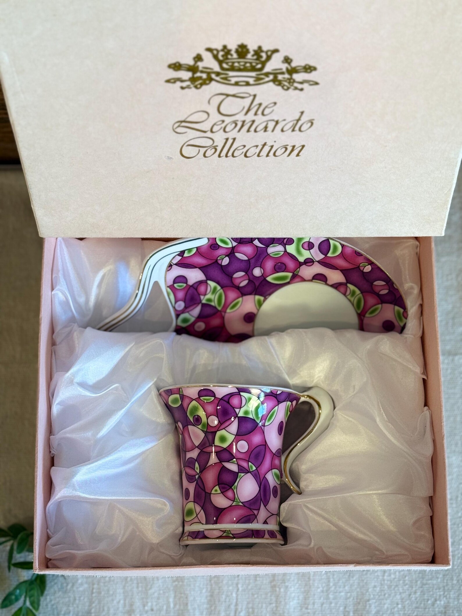 Collectable Vintage Tea Cup and Saucer Made by the Leonardo Collection ...