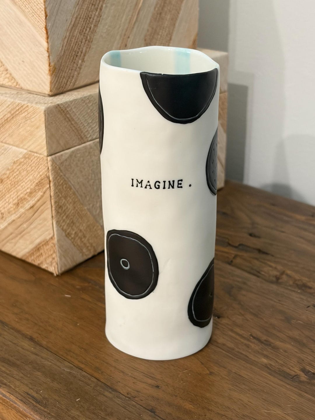 Extremely Rare Vintage Rae Dunn “imagine” Vase | Black & White Wilma ...