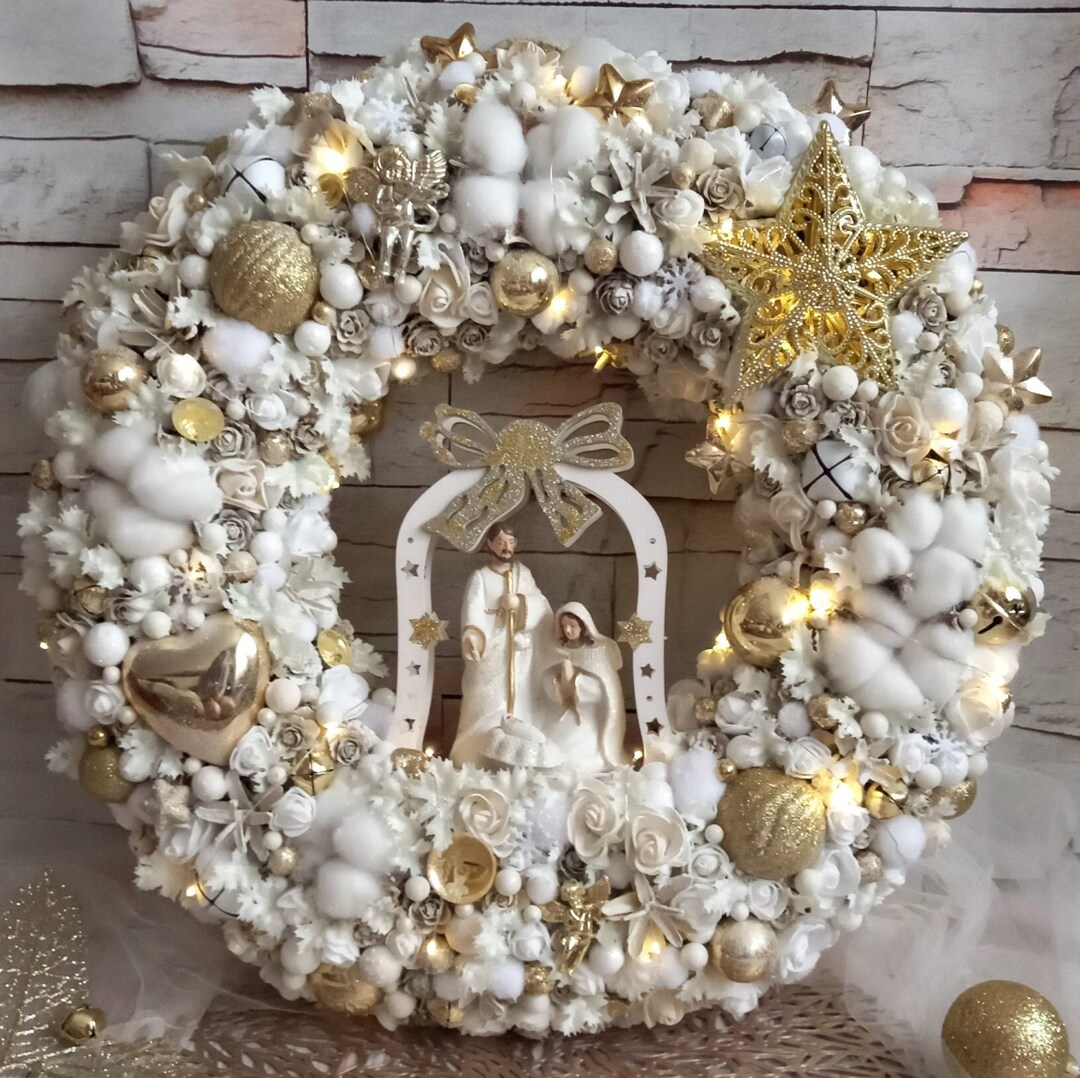 Nativity Christmas Wreath, Lighted Christian Religious Holiday Wreath ...