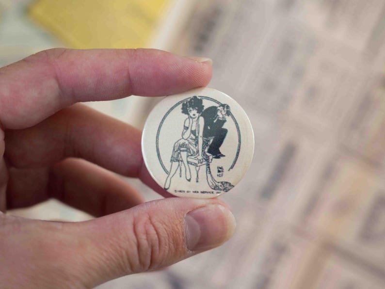 Vintage Flapper Fanny Inspired 1920s Pinback Button - Etsy