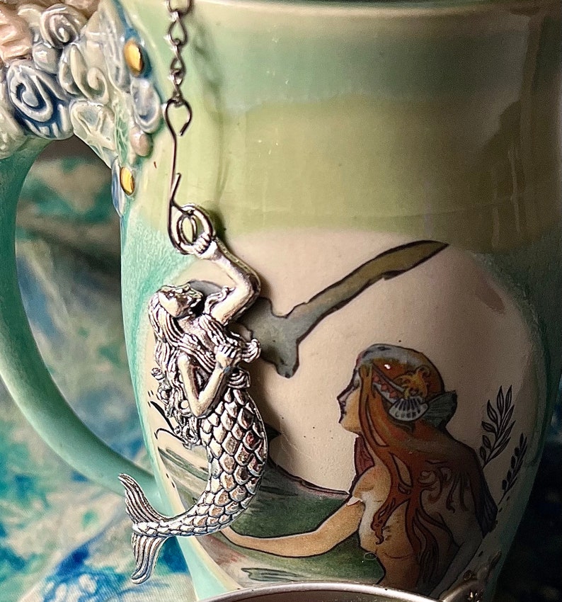 Queen of the Sea Mermaid Tea Ball With Crystals: Infuser Looseleaf ...