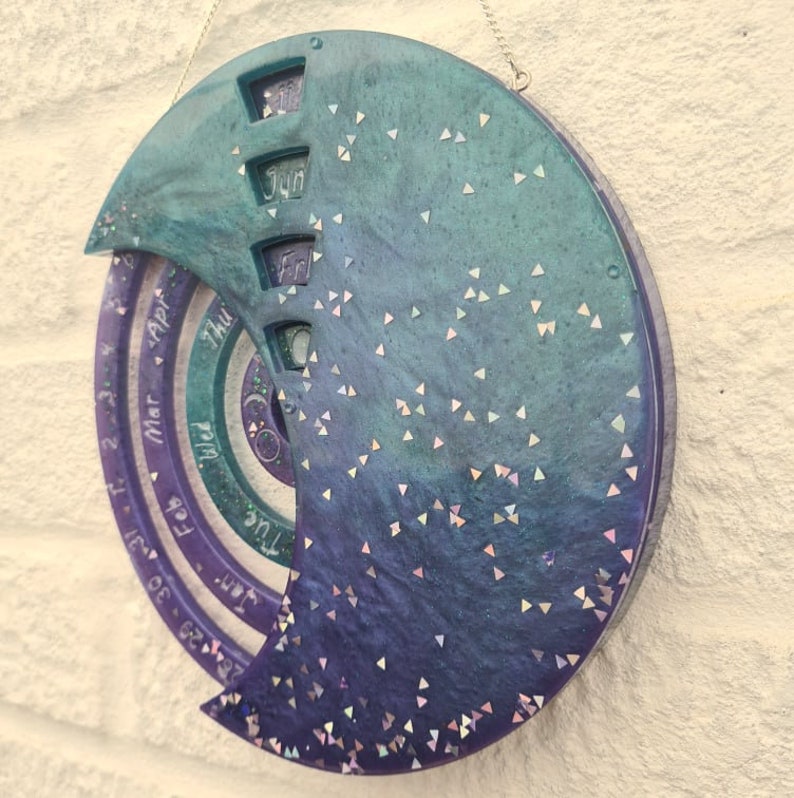 Epoxy Resin Moon Cycle Calendar - Etsy