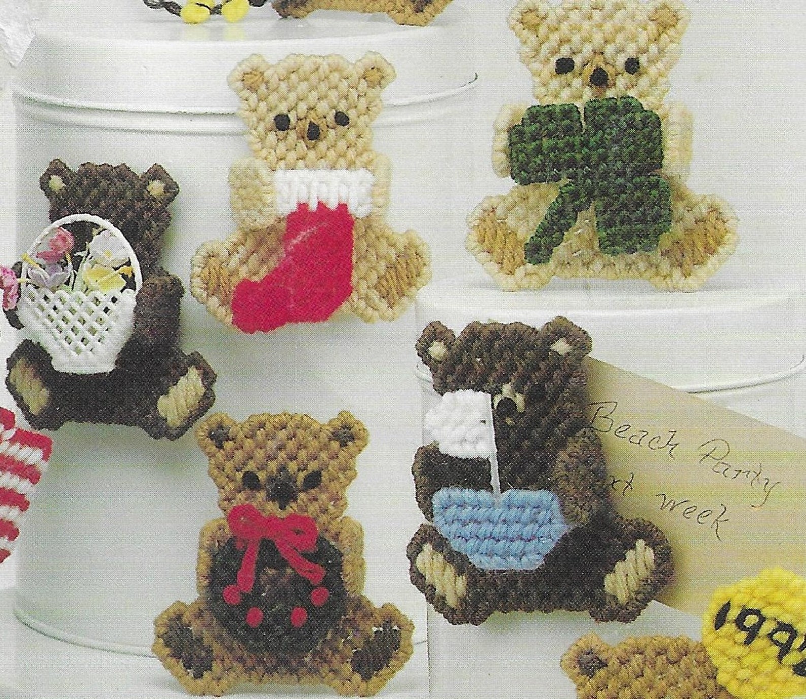 Cute Bears Plastic Canvas Vintage Pattern • 2.5" W X 3" H • Over 20 ...