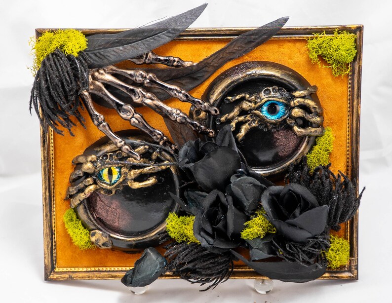 Creepy Spiders Frame - Etsy