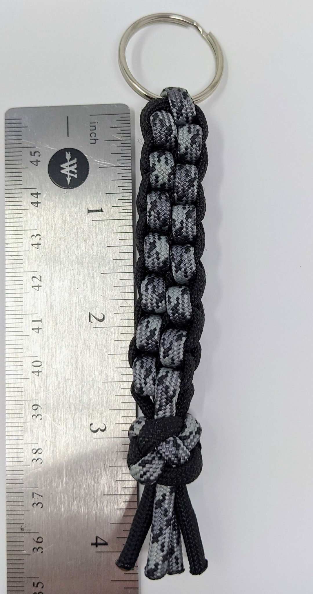 Custom Two Color Paracord Lanyard Keychain Box Knot Design - Etsy