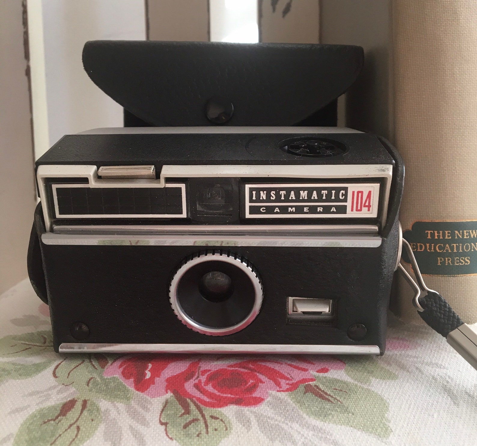 Vintage 1960s Kodak Instamatic 104/outfit Camera With - Etsy