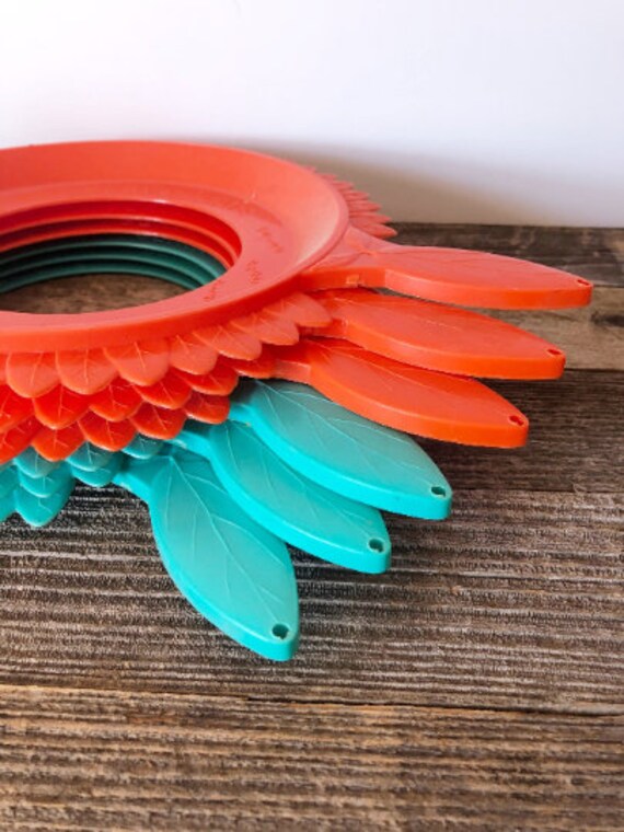 Vintage Paper Plate holders by Plate Mate Retro set of | Etsy