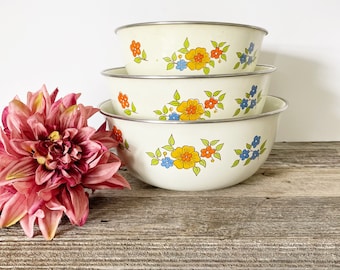 3 Stacking Bowls | Etsy