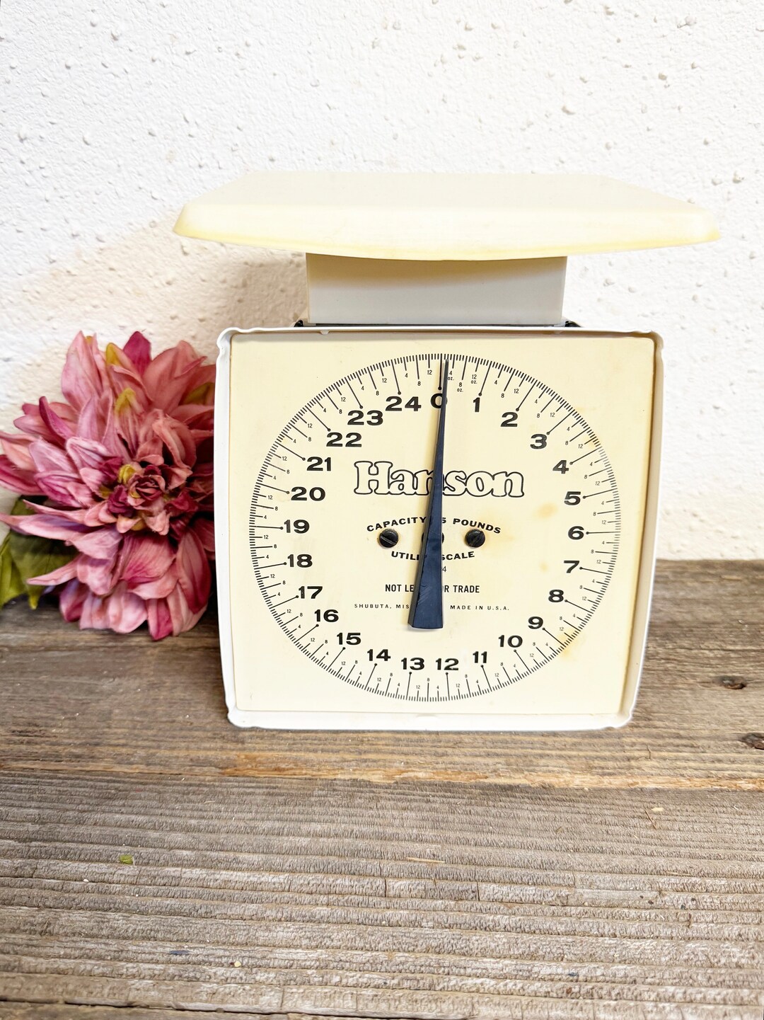 Vintage Hanson Scale Circa 1900s, White and Black Metal, Made in the ...