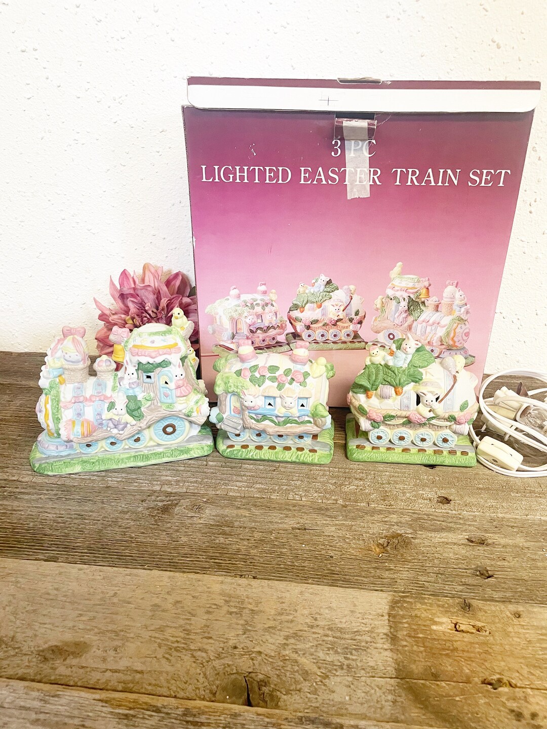 Vintage Kitsch Easter Lighted 3 Piece Train Ser ; Set of 3 ; Kitsch ...