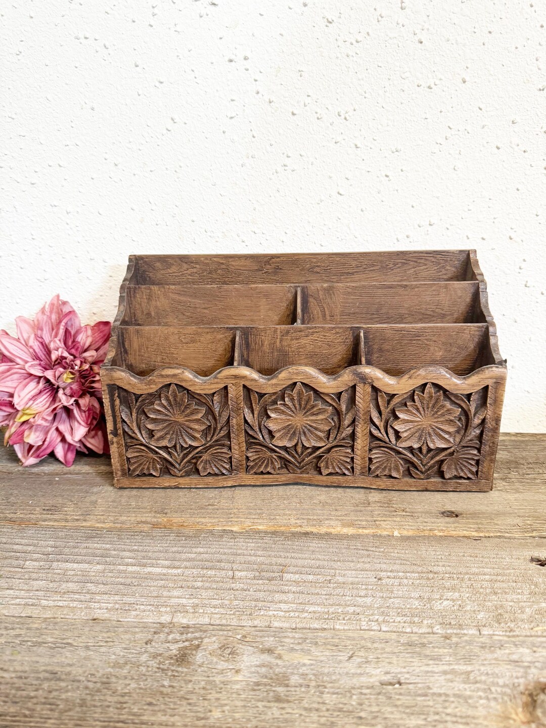 Vintage Faux Carved Wood Desktop Organizer Rack / Note Rack / Holder ...