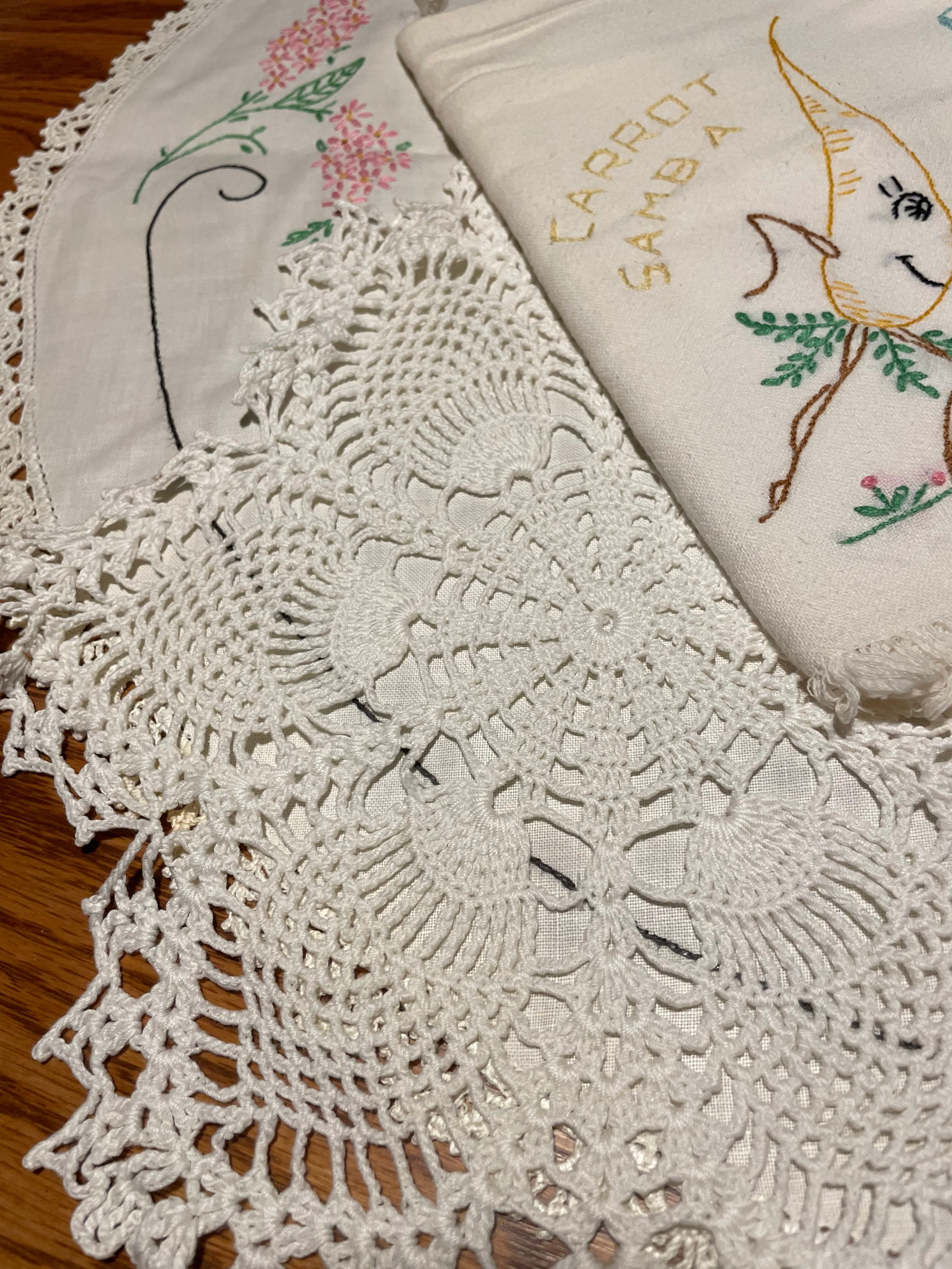 Vintage Embroidered Linens - Etsy