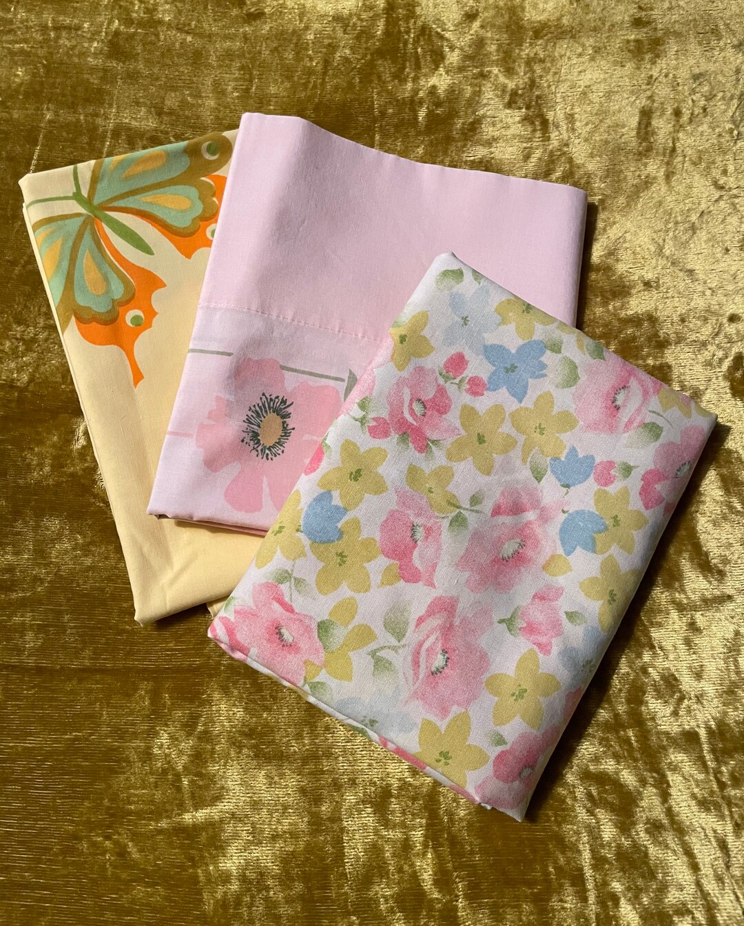 Retro Pillowcases. Three to Choose From. - Etsy