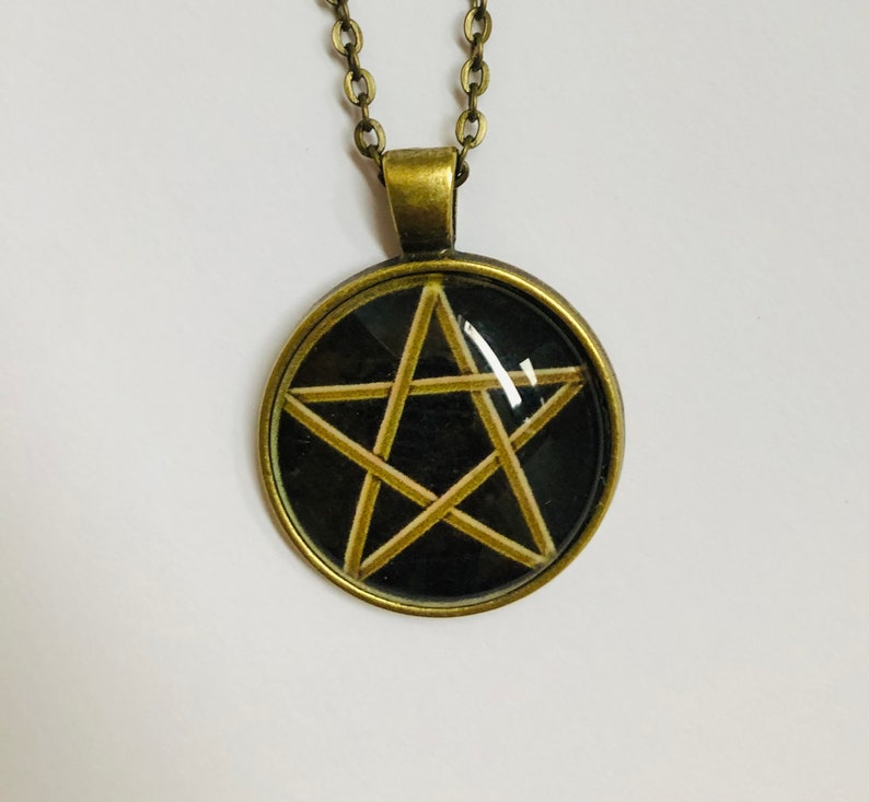 Gold Pentagram Pendant in Bronze Setting - Etsy