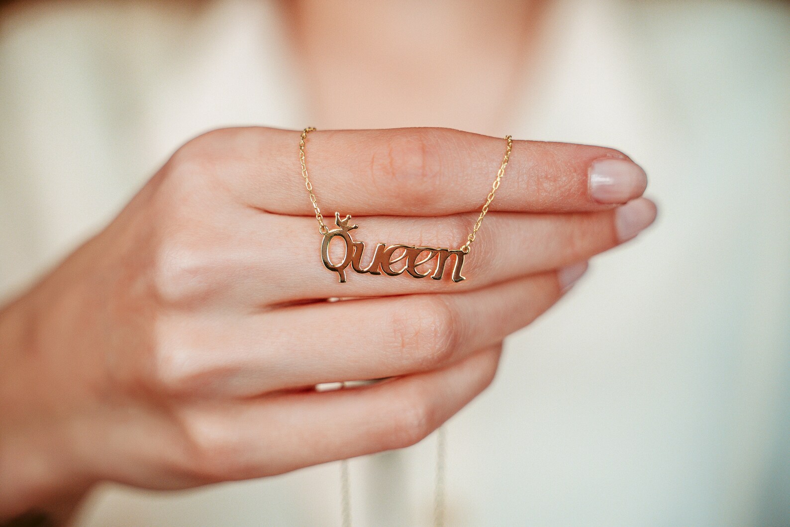 Crowned Name Necklace Queen and Princess Name Necklace - Etsy