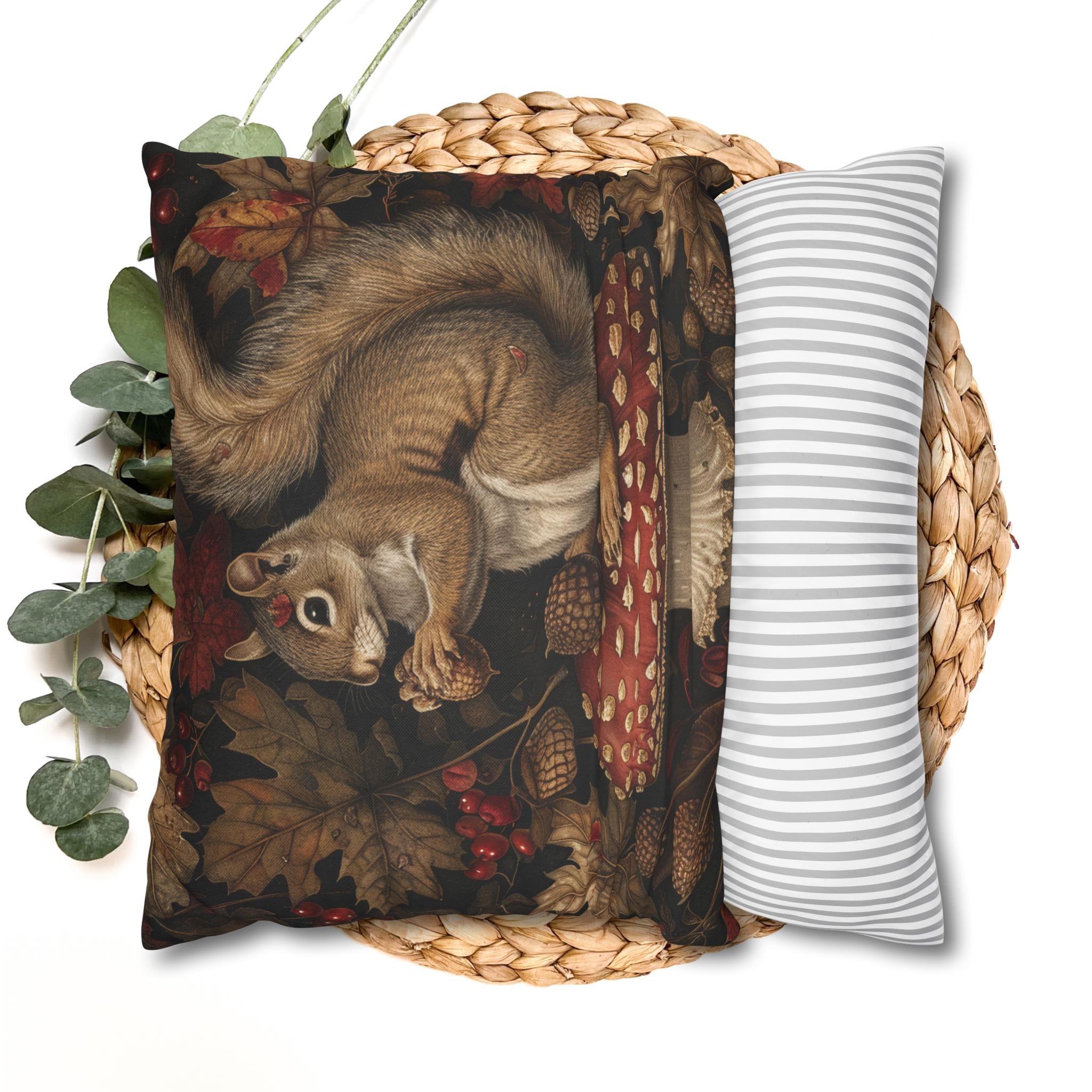 Squirrel Pillow: William Morris Style Autumn Woodland Cushion - Etsy