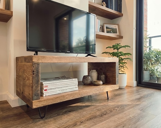 Rustic Solid Wood TV Unit: VIOT Low Media Console - Etsy Canada