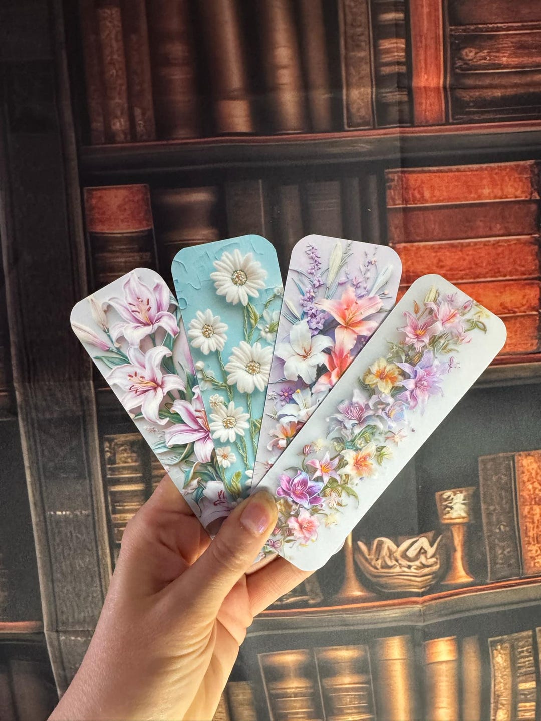 Flowers Bookmarks for a Reader - Lily Bookmarks - Book Merch - Book ...
