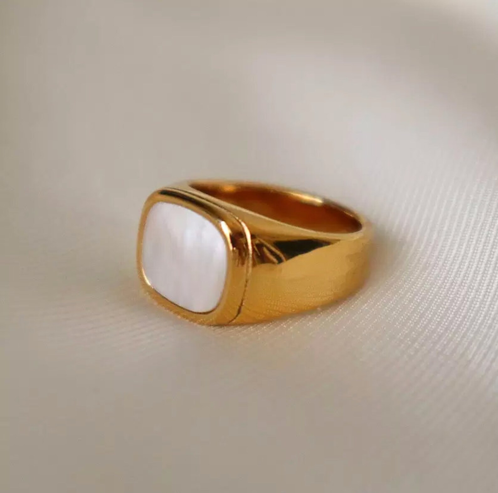 Chunky Gold Ring Layered Gold Ring Bold Ring Minimalistic Ring Luxury ...