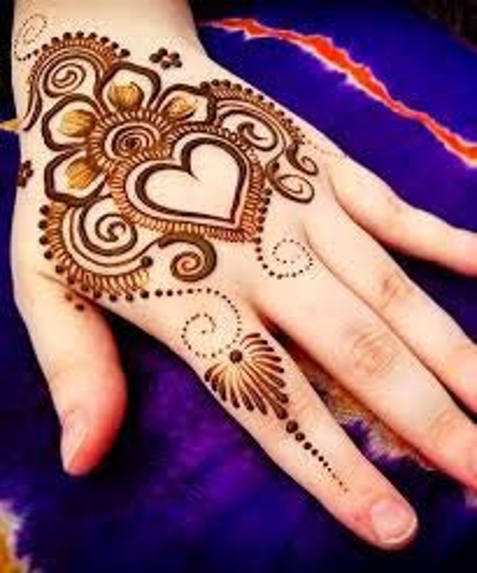 Bansuri Natural Henna Mehandi Cone for Face Freckles Temporary Tattoo ...