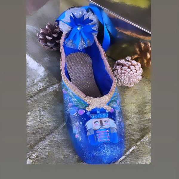 Nutcracker Pointe Shoe - Etsy